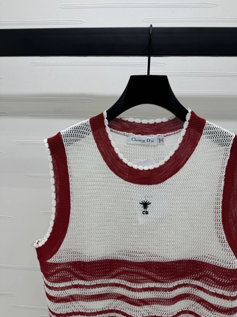 Top match Christian Dior Vest