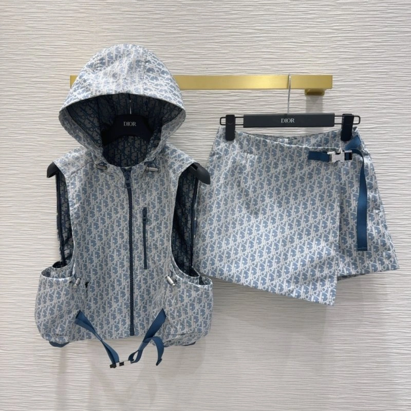 Official Christian Dior Vest