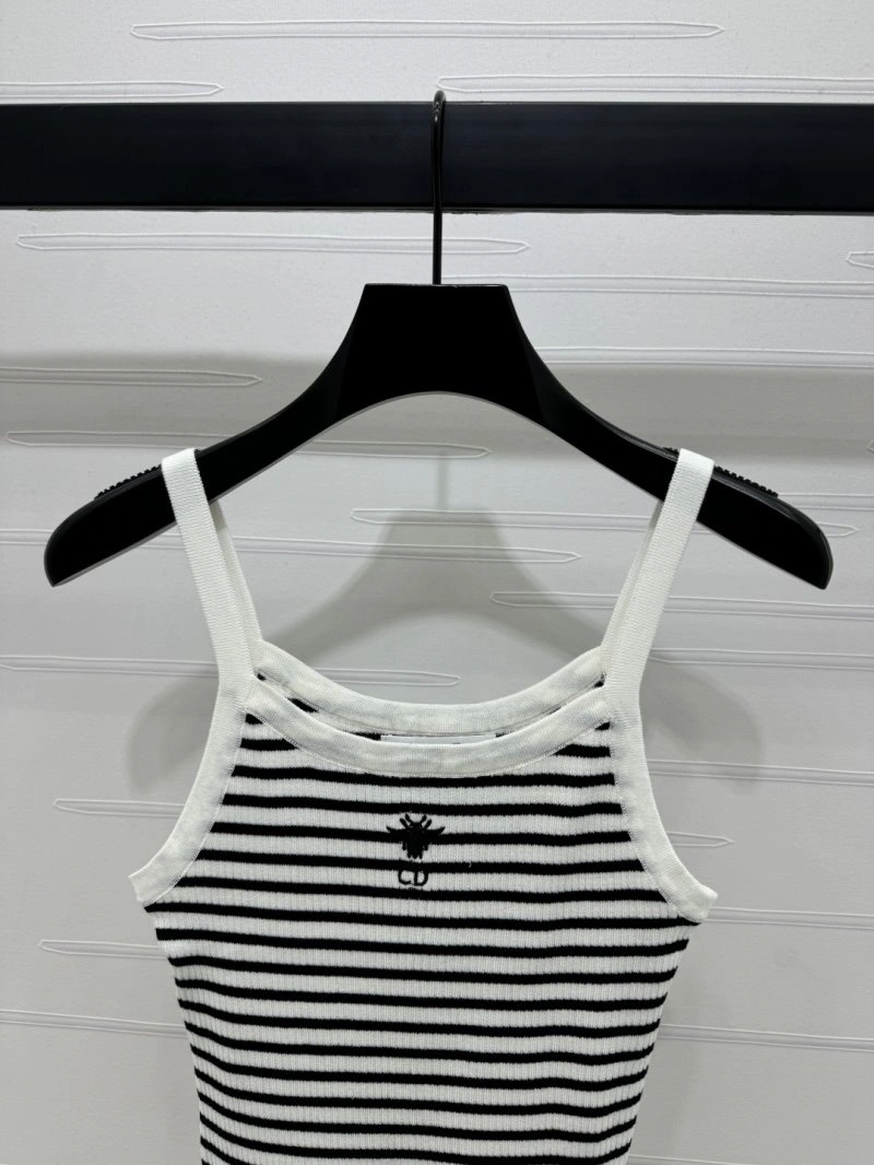 Indistinguishable Christian Dior Vest