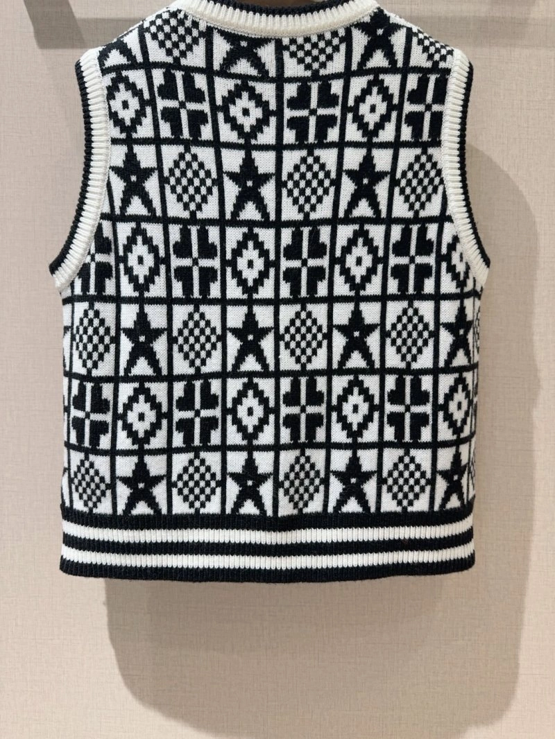 Legit Christian Dior Vest