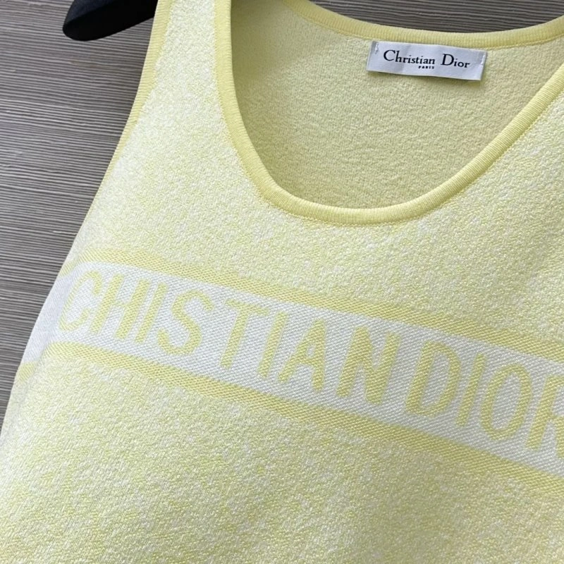 Low-cost Christian Dior Vest
