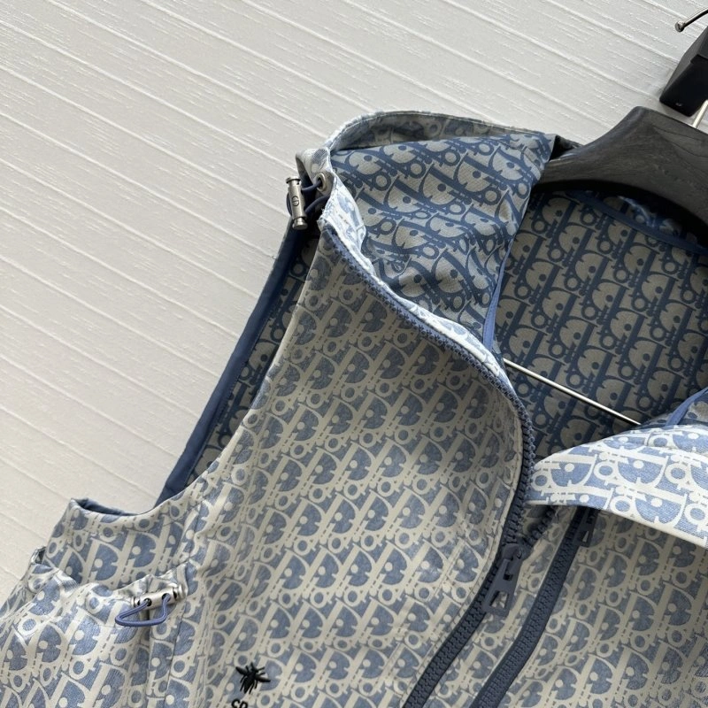 Cut-rate Christian Dior Vest