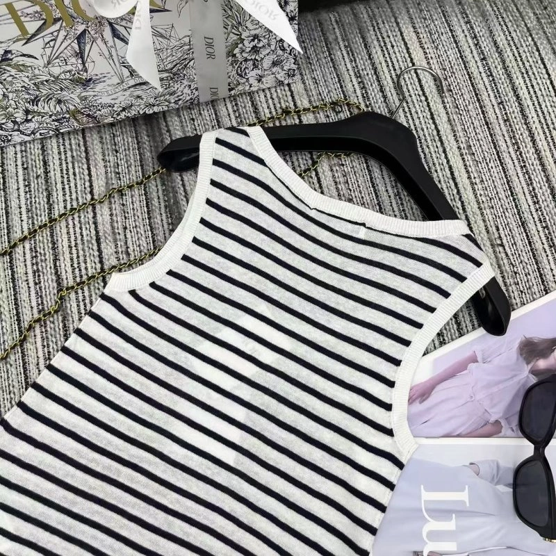 Discounted Christian Dior Vest