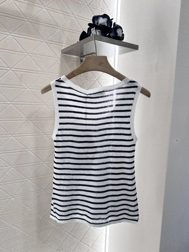 Indistinguishable Christian Dior Vest