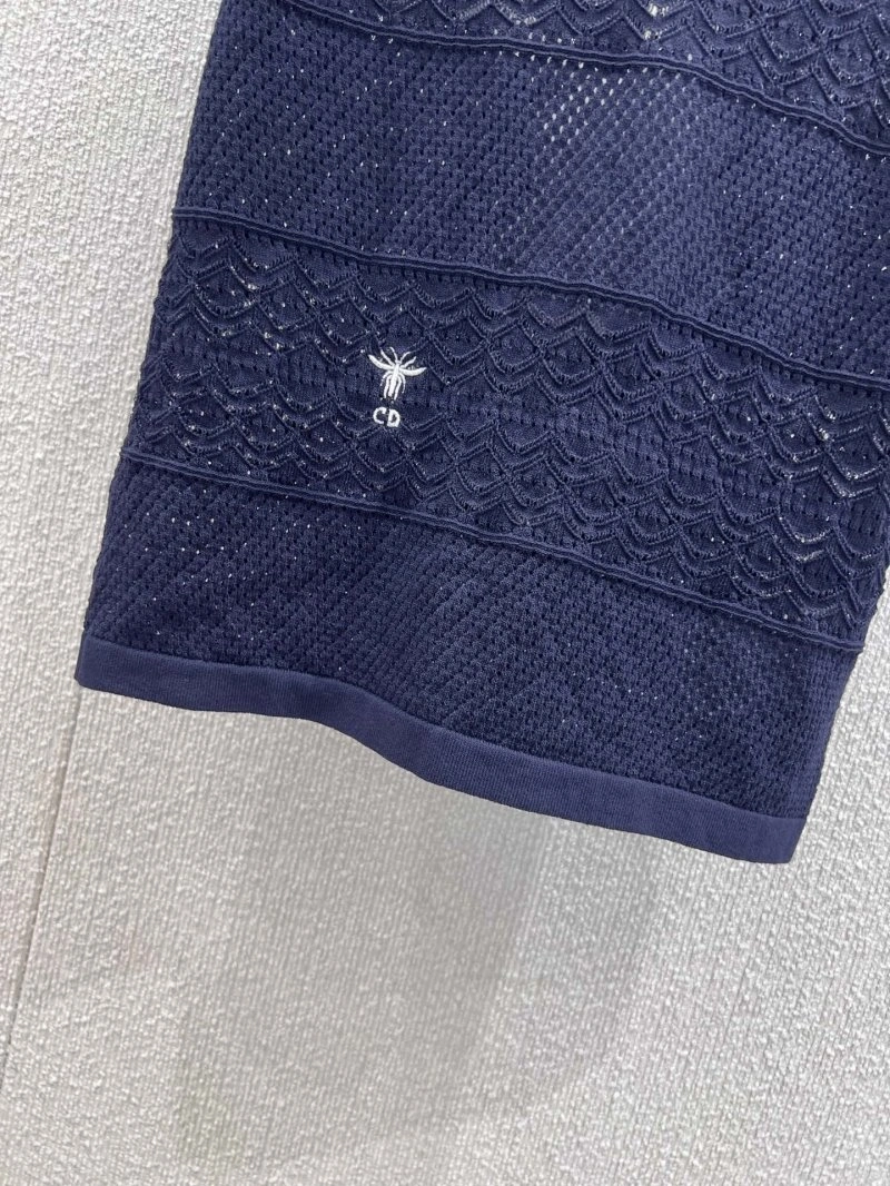 Accurate model Christian Dior Vest