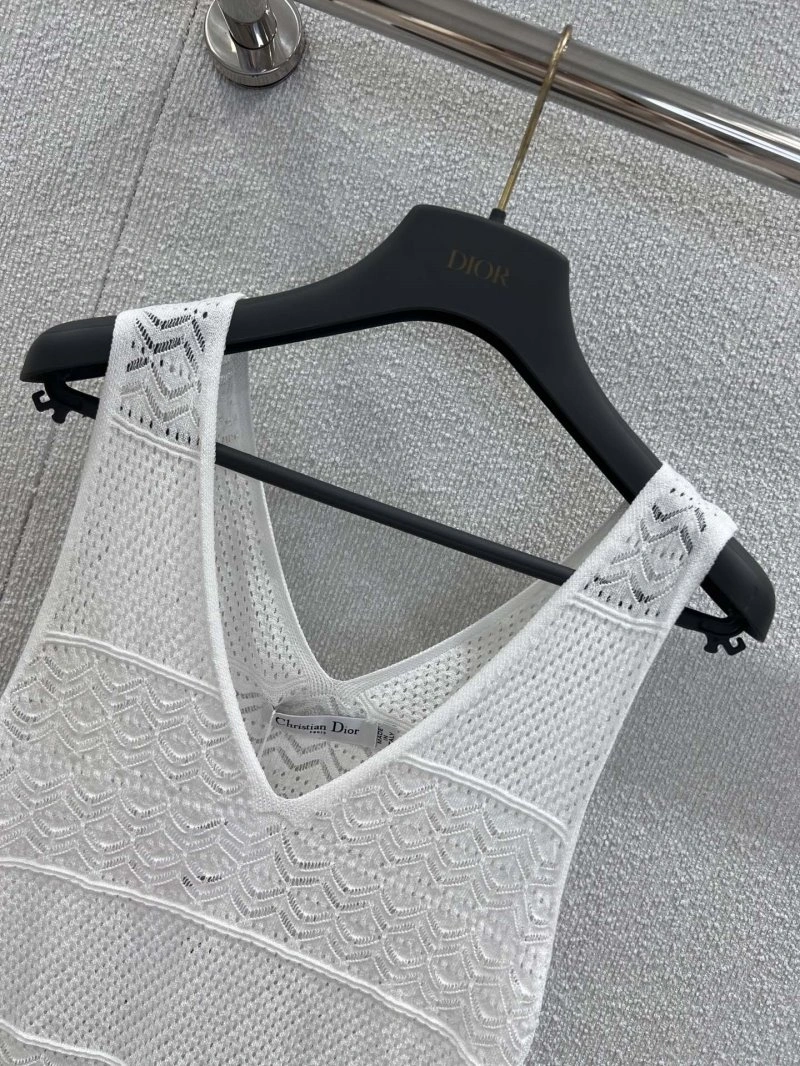 Indistinguishable Christian Dior Vest