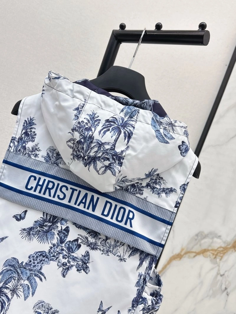 Factory-made Christian Dior Vest