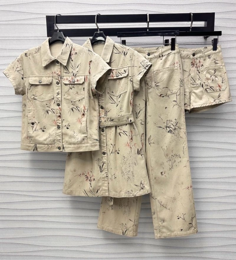 Reasonably priced Christian Dior Vest