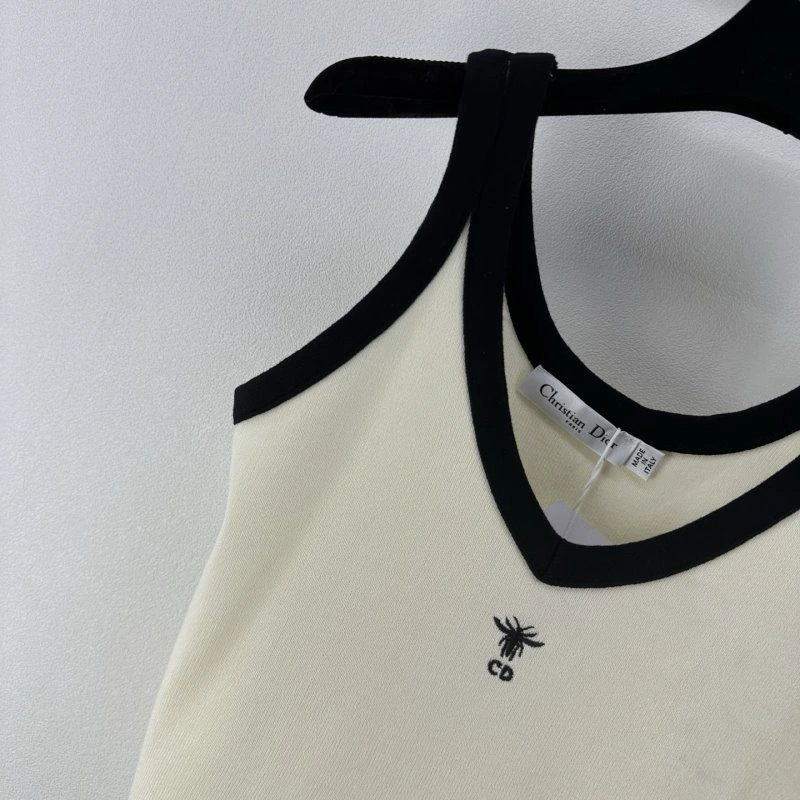 Top match Christian Dior Vest