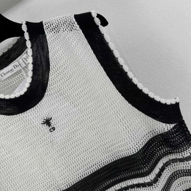 Low-cost Christian Dior Vest