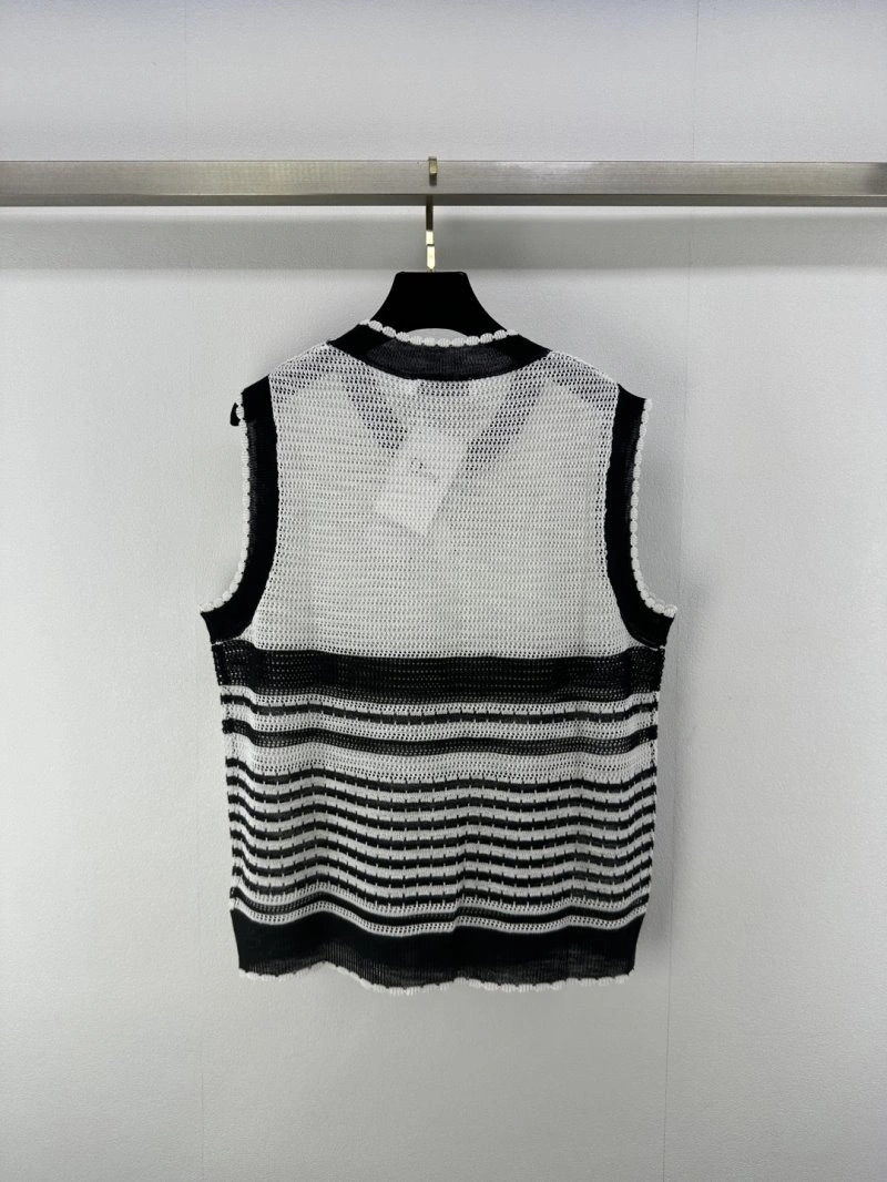Low-cost Christian Dior Vest
