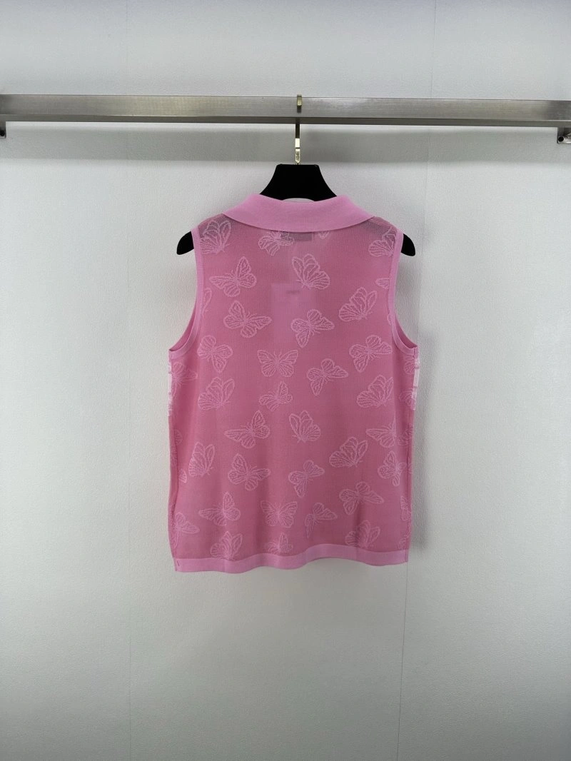 Accurate model Christian Dior Vest