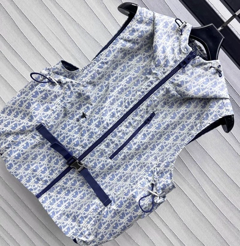 Bargain Christian Dior Vest