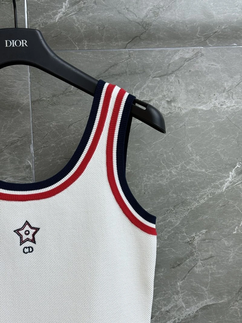Indistinguishable Christian Dior Vest