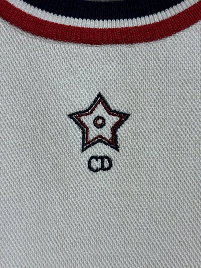 Indistinguishable Christian Dior Vest