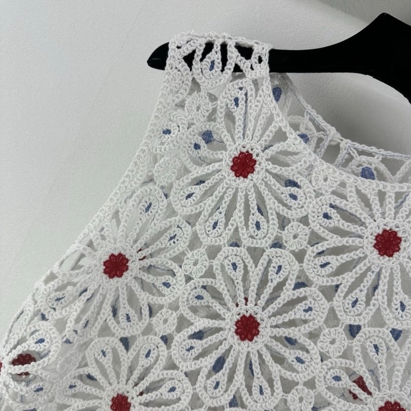 Low-cost Christian Dior Vest