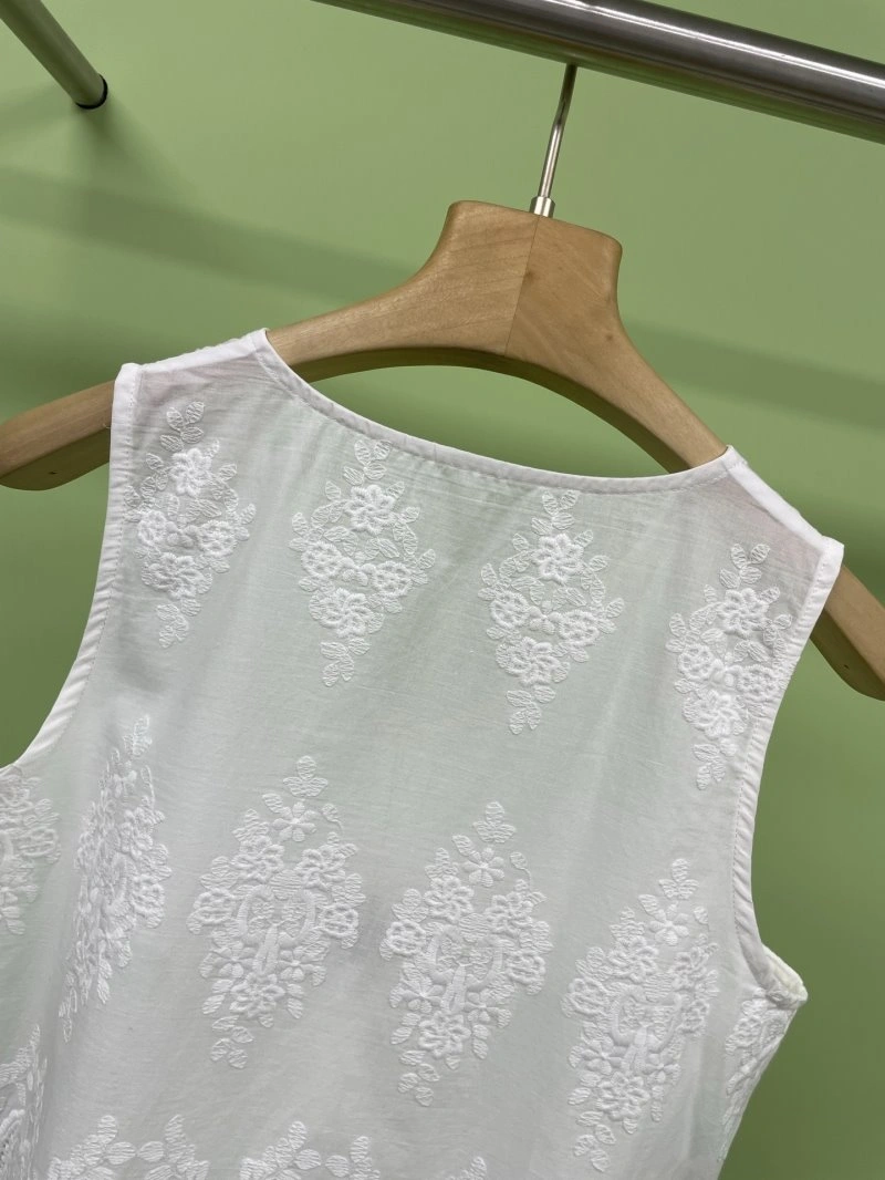 Top match Christian Dior Vest