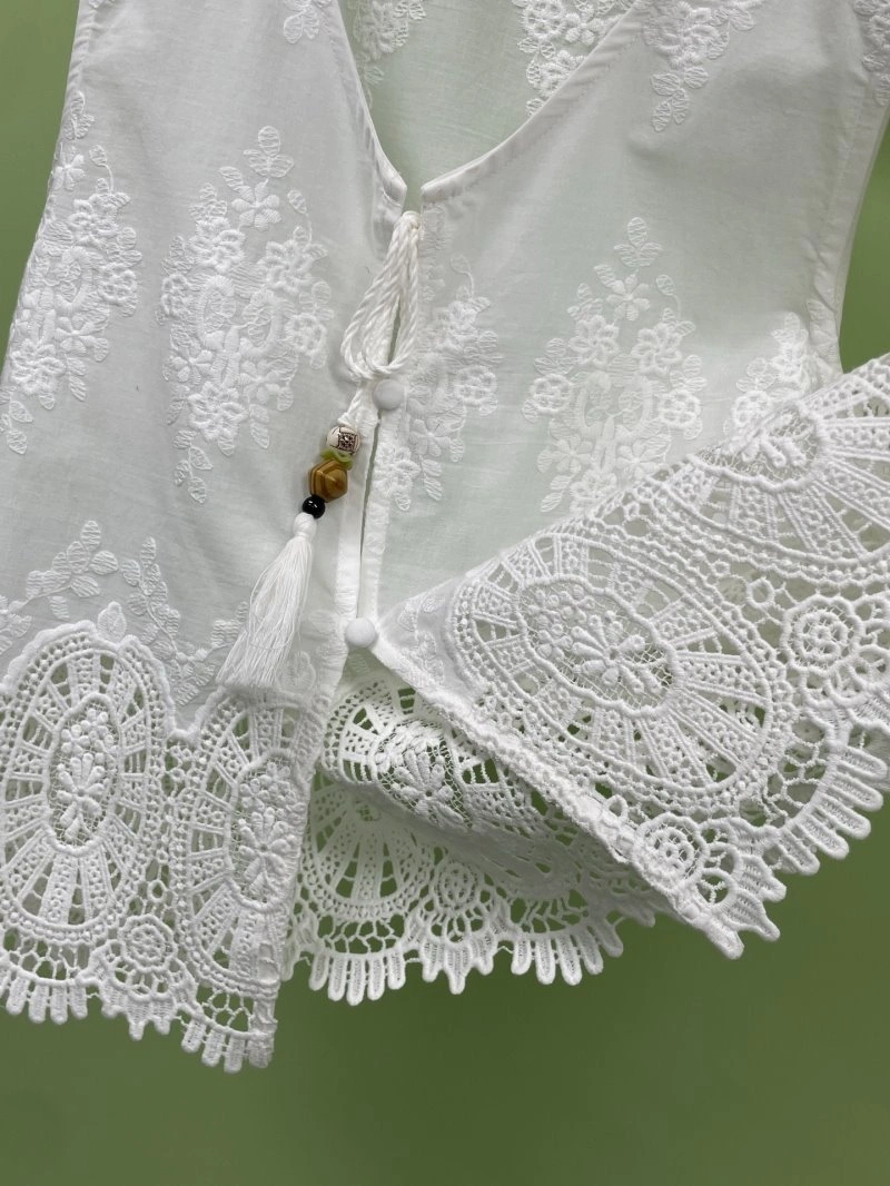 Top match Christian Dior Vest