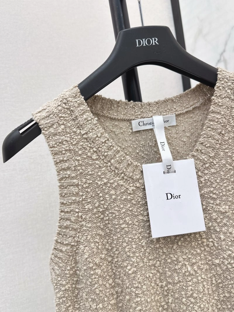 Low-cost Christian Dior Vest
