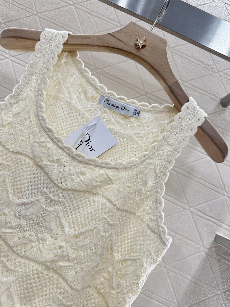 Indistinguishable Christian Dior Vest