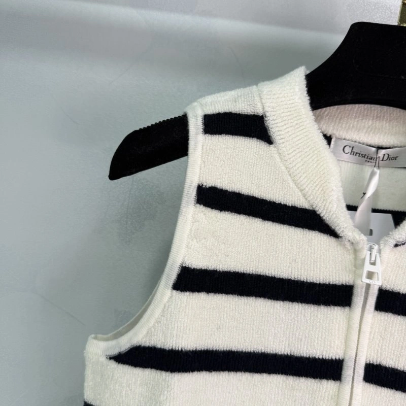 Low-cost Christian Dior Vest