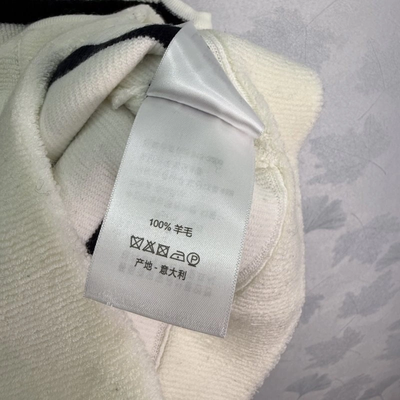 Low-cost Christian Dior Vest