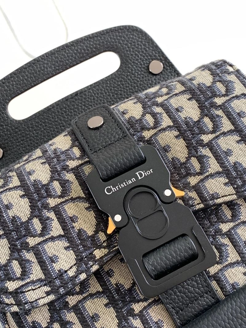 Low-cost Christian Dior Waist Chest Packs