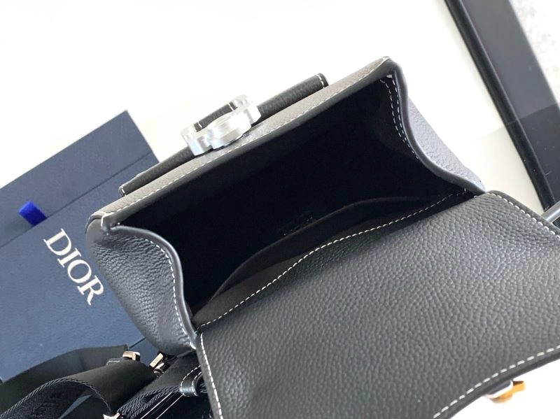 Low-cost Christian Dior Waist Chest Packs