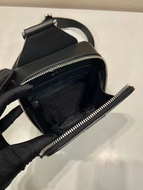 Cut-rate Christian Dior Waist Chest Packs