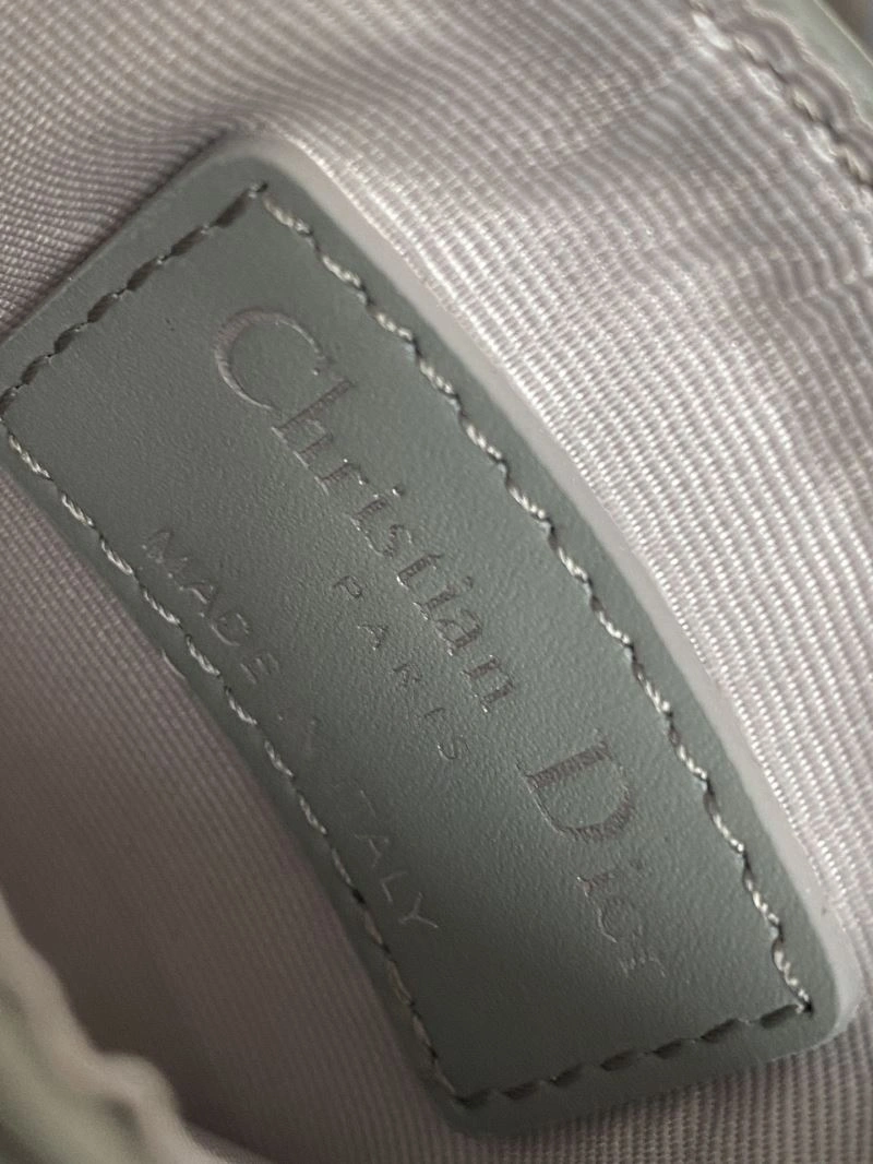 Low-cost Christian Dior Wallet