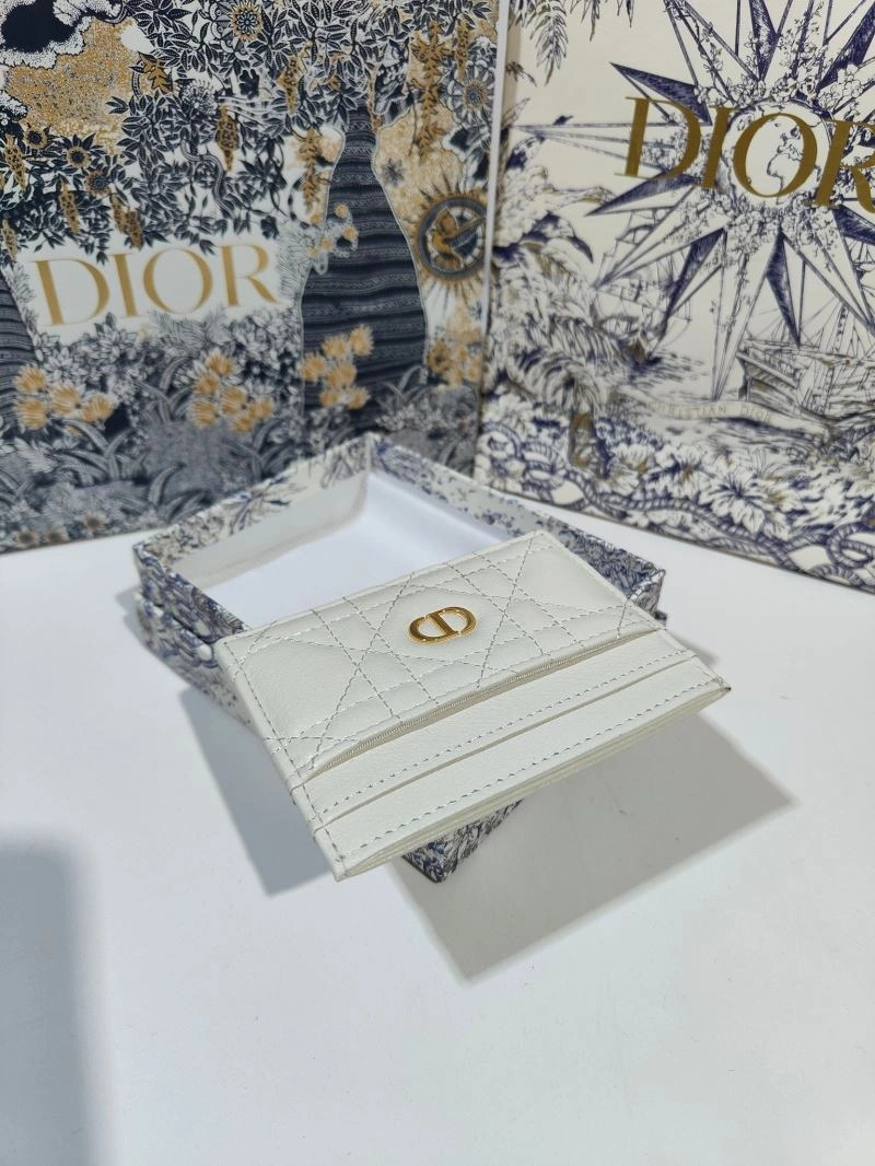 Accurate model Christian Dior Wallet