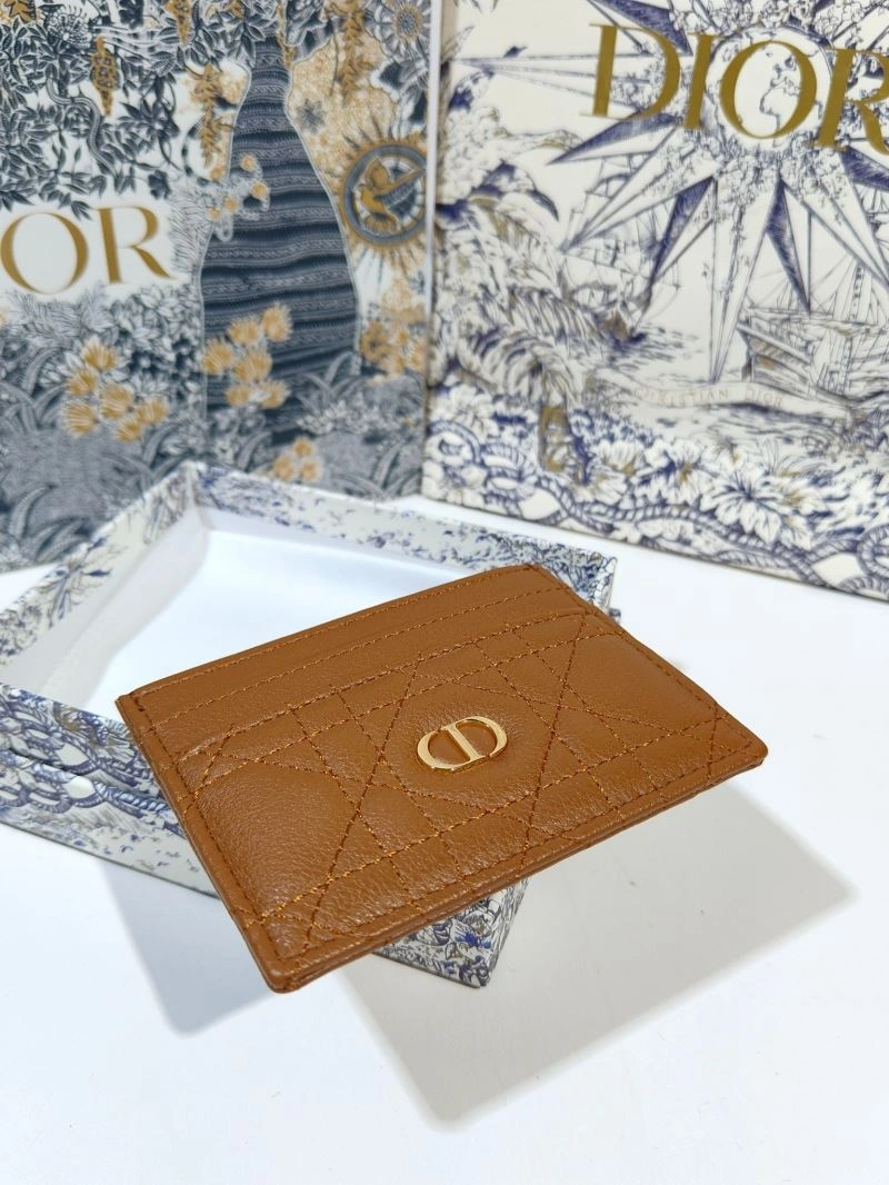 Indistinguishable Christian Dior Wallet