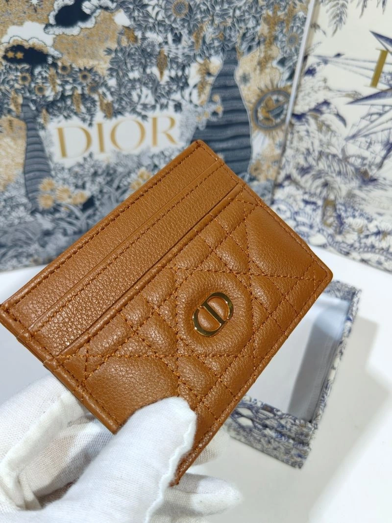 Indistinguishable Christian Dior Wallet