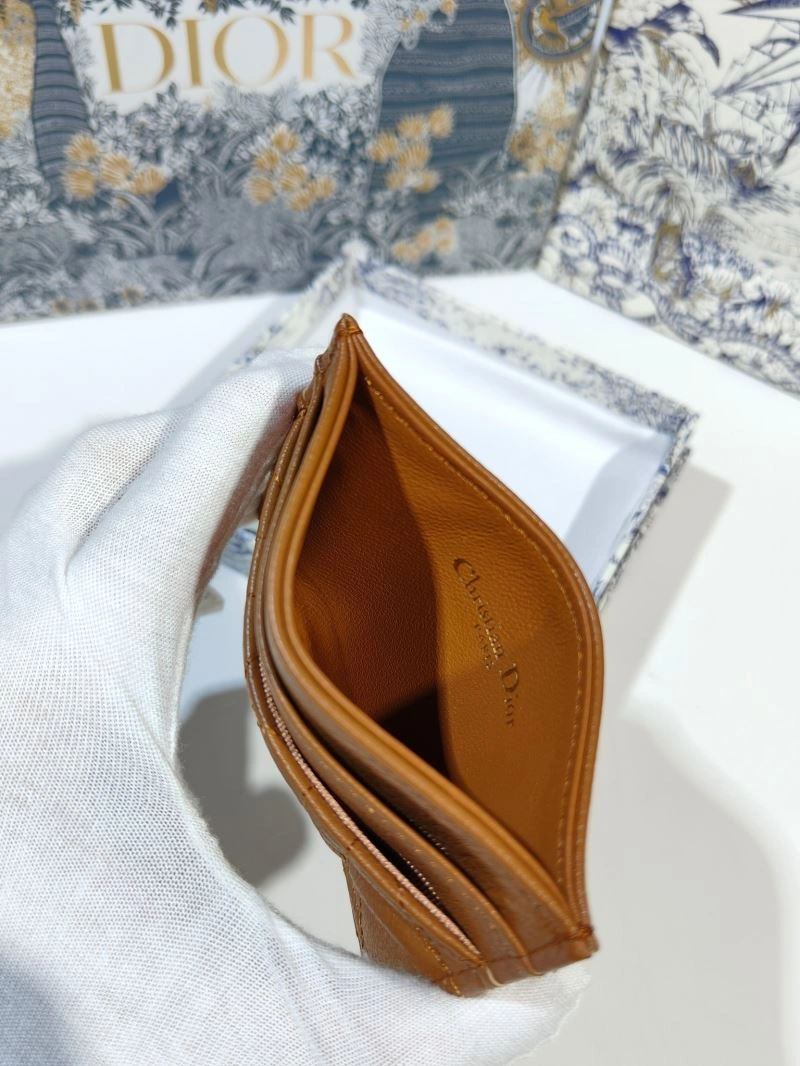 Indistinguishable Christian Dior Wallet