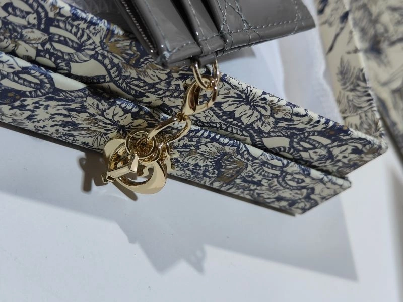 Exact replica Christian Dior Wallet