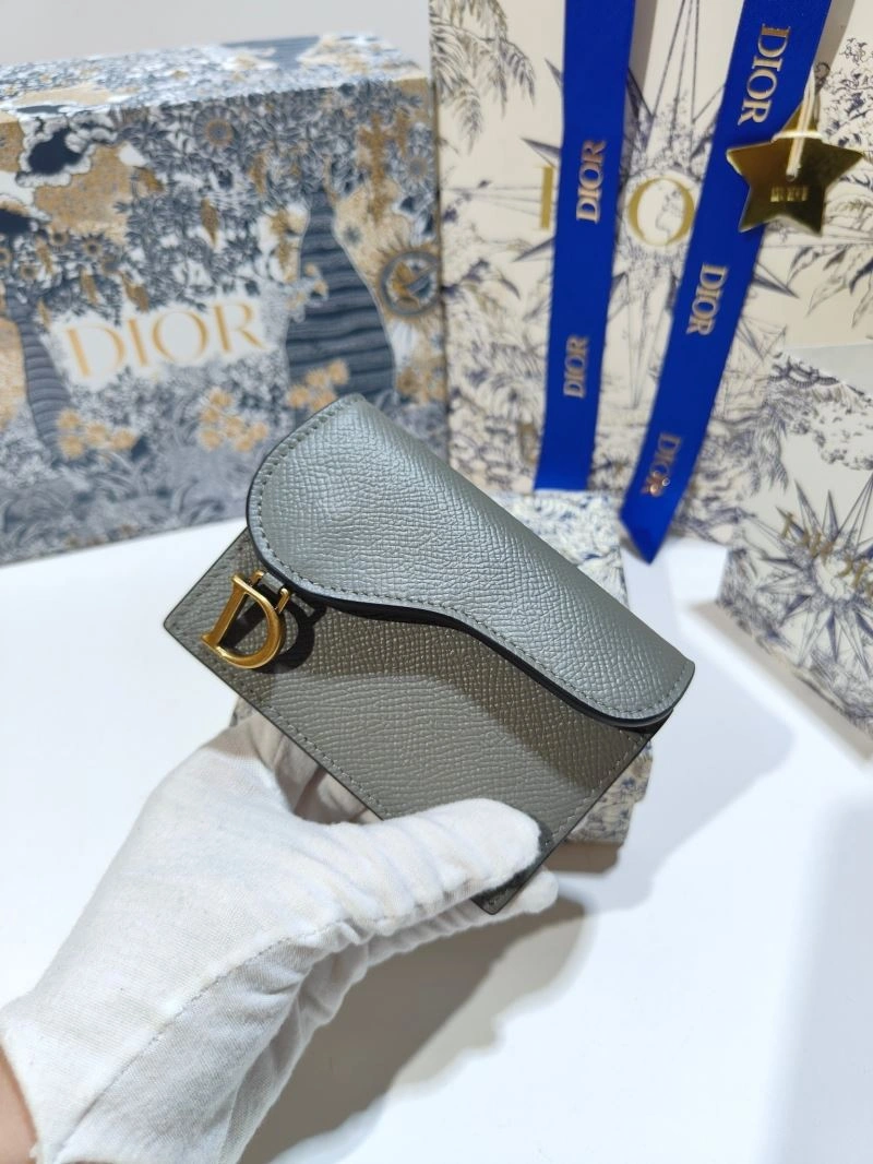 Low-cost Christian Dior Wallet