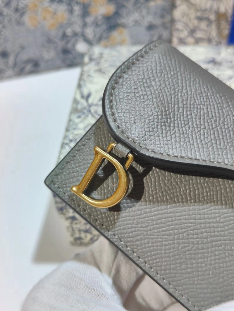 Low-cost Christian Dior Wallet