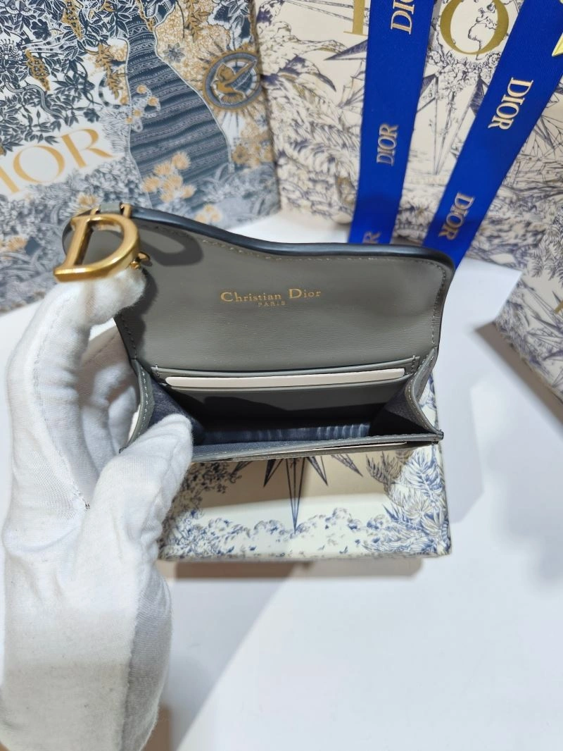 Low-cost Christian Dior Wallet