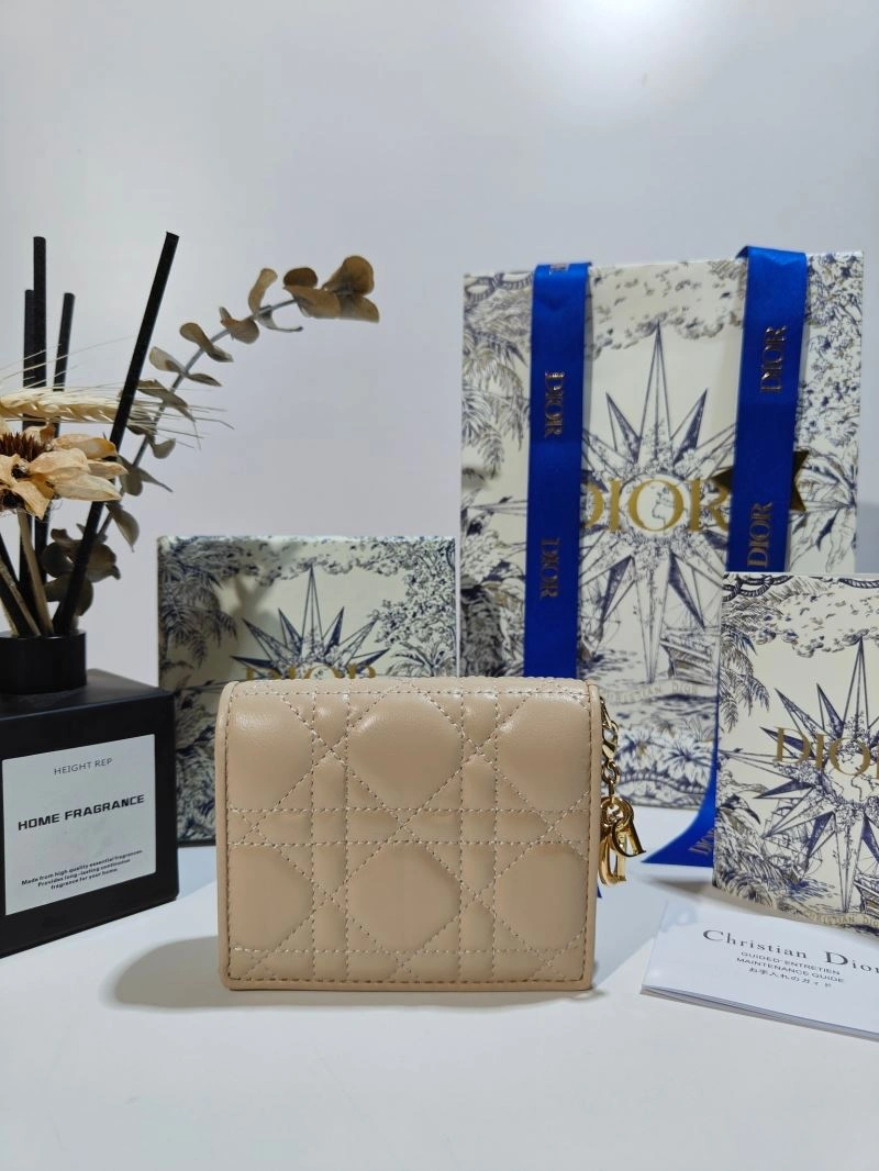 Bargain Christian Dior Wallet