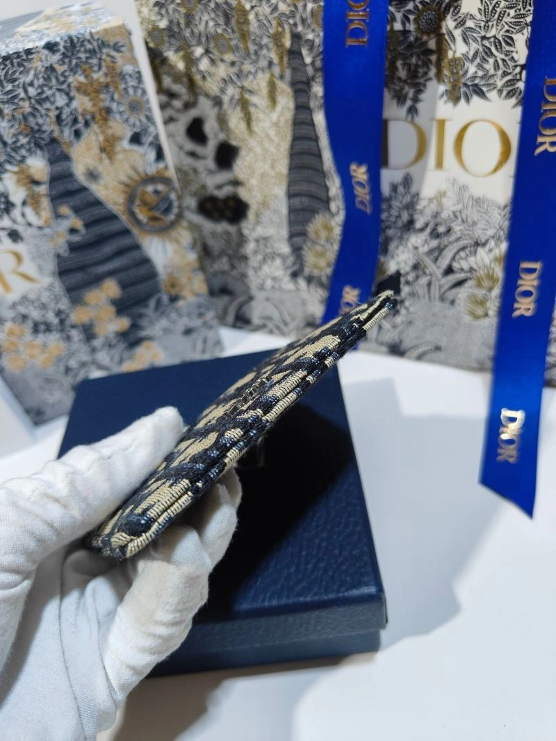 Low-cost Christian Dior Wallet