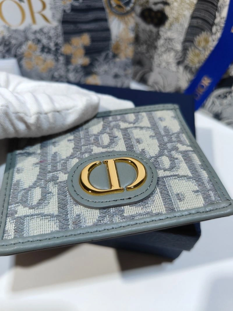 Accurate model Christian Dior Wallet