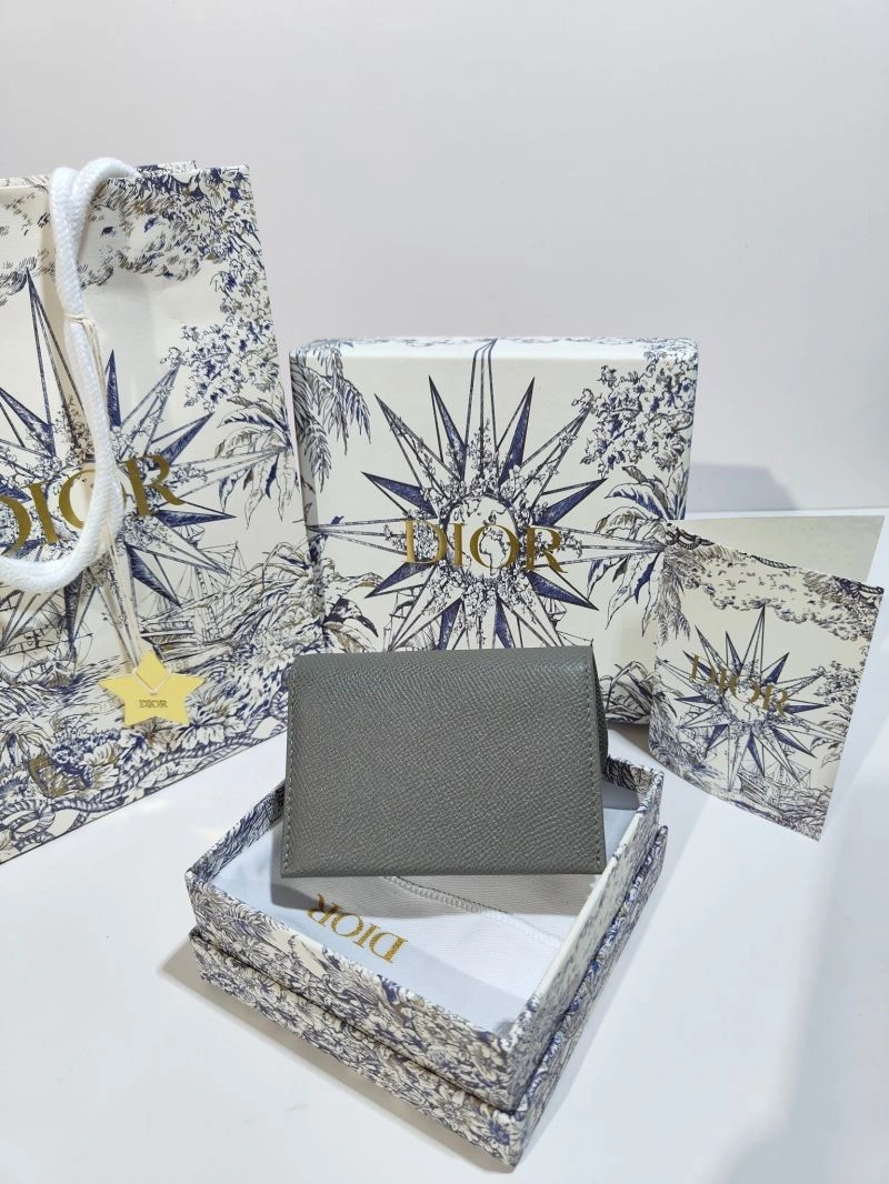 Indistinguishable Christian Dior Wallet
