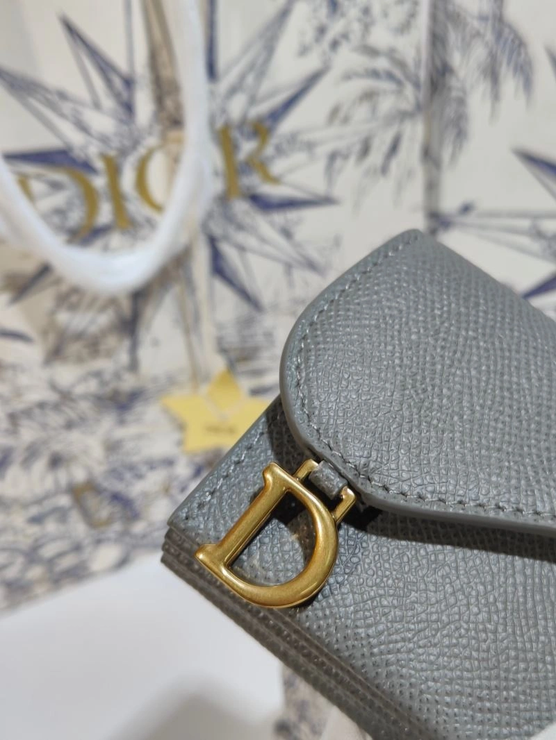 Indistinguishable Christian Dior Wallet