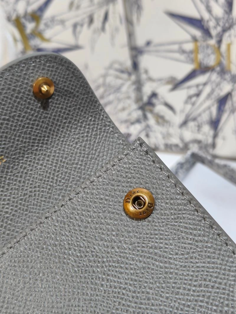 Indistinguishable Christian Dior Wallet