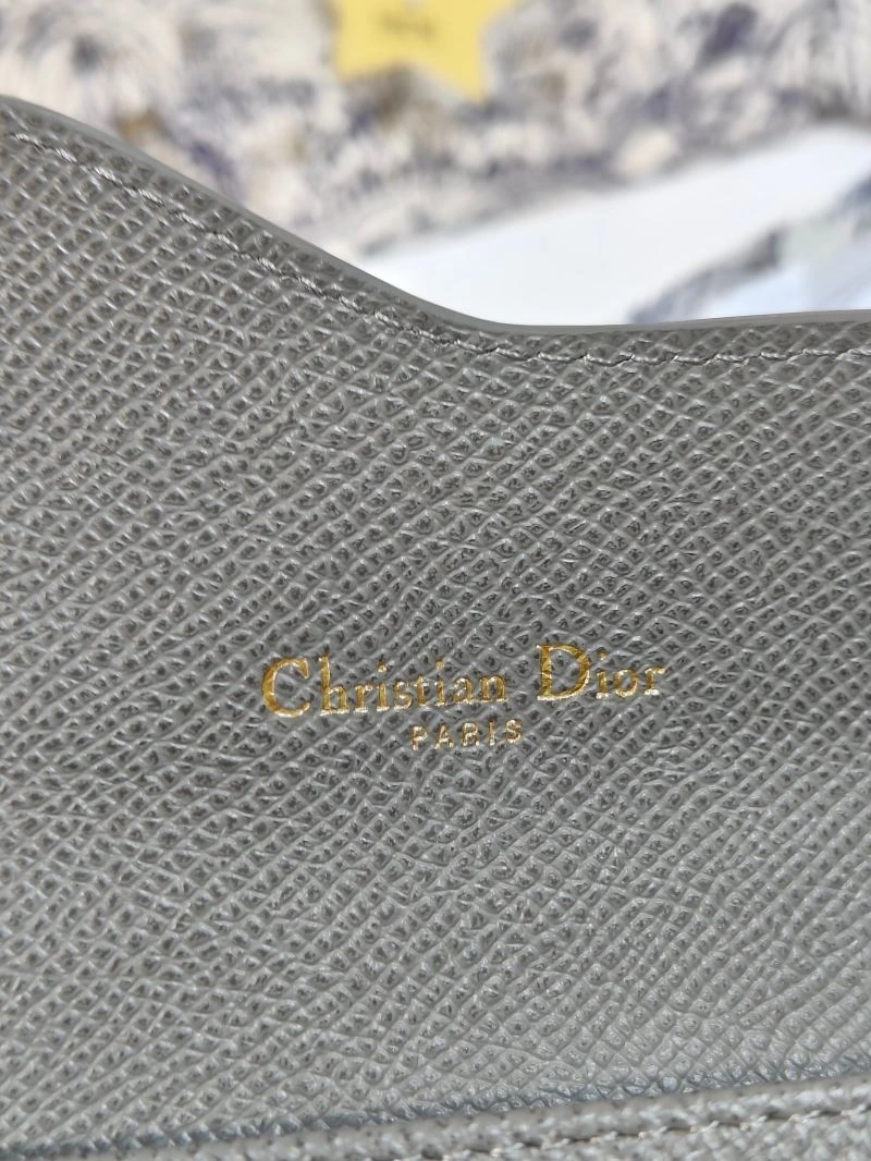 Indistinguishable Christian Dior Wallet