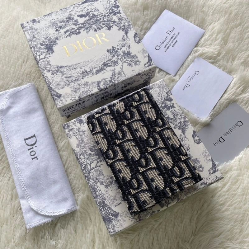 Reasonably priced Christian Dior Wallet