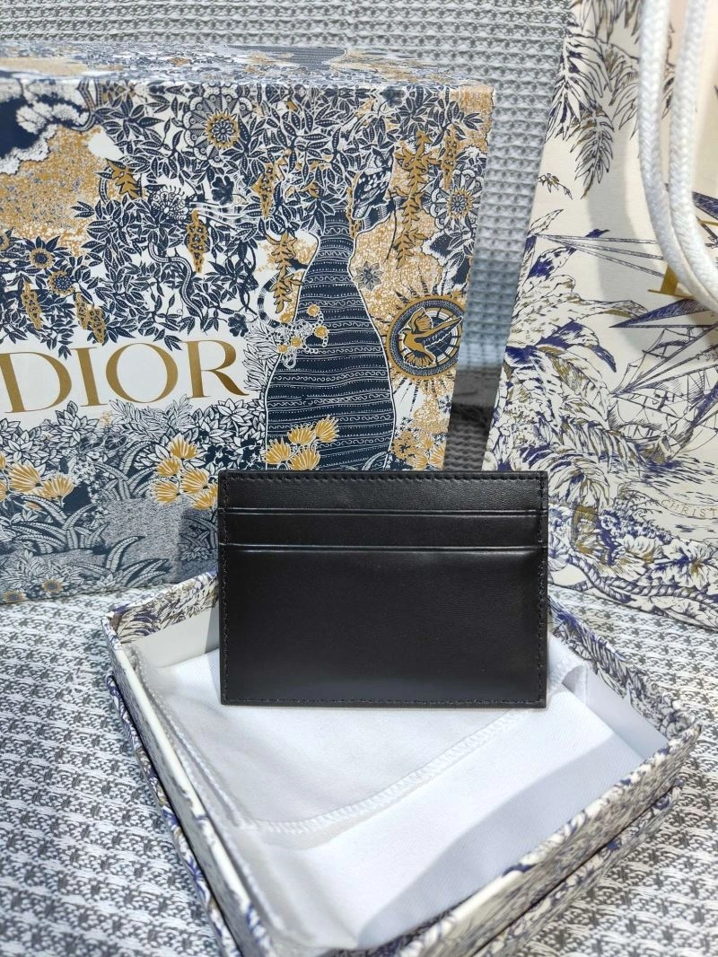 Indistinguishable Christian Dior Wallet