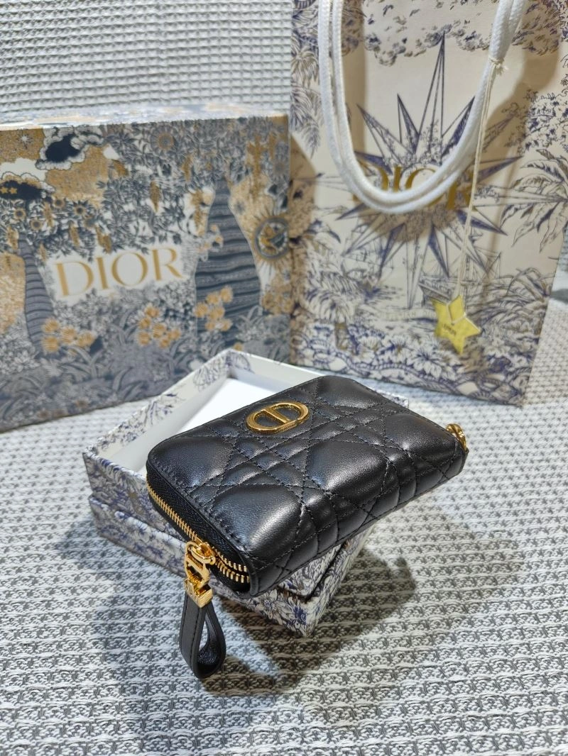 Indistinguishable Christian Dior Wallet
