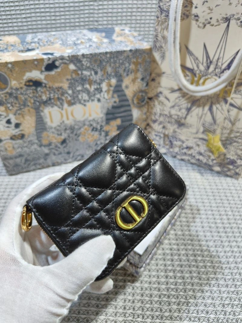 Indistinguishable Christian Dior Wallet