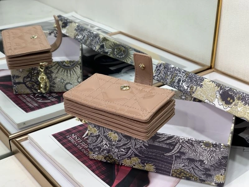 Top mirror Christian Dior Wallet